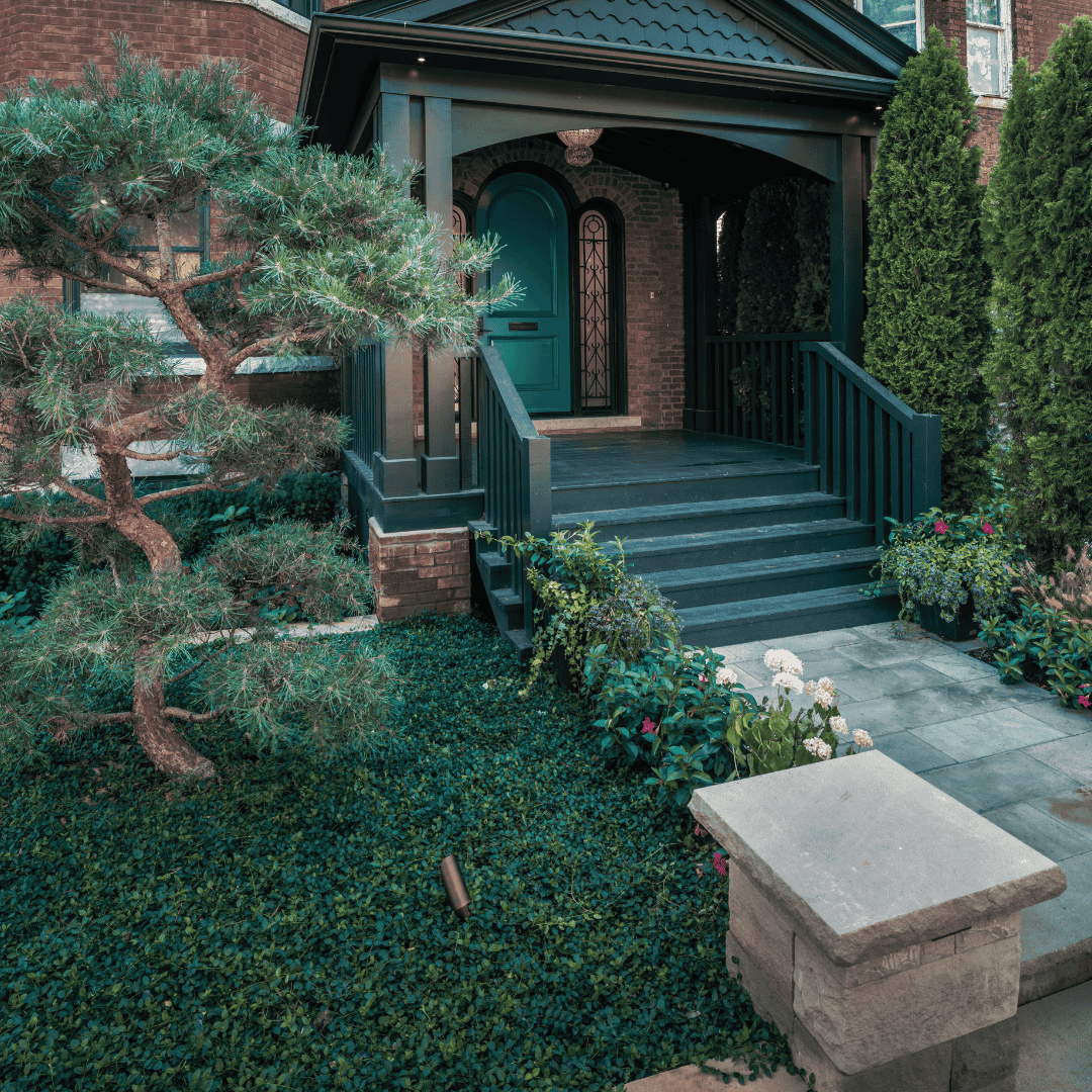 What Colors Are Best for Outdoor Landscape Lighting?